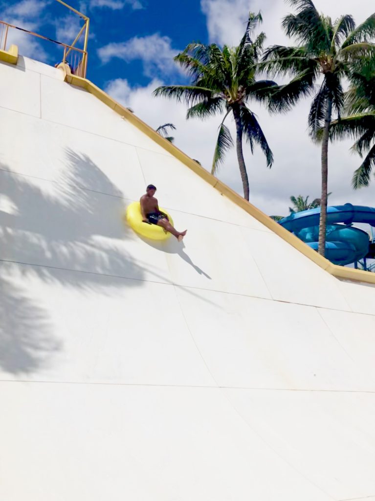 Shaka | Wet'n'Wild Hawaii